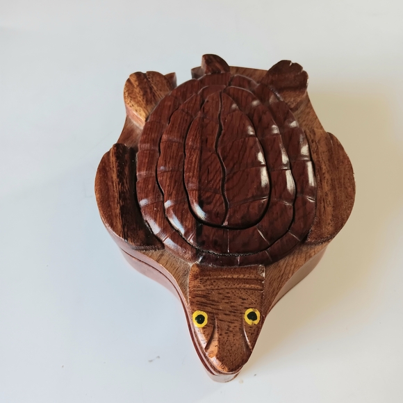 unmarked | Accents | Carver Dan Style Solid Wood Sea Turtle Wooden ...